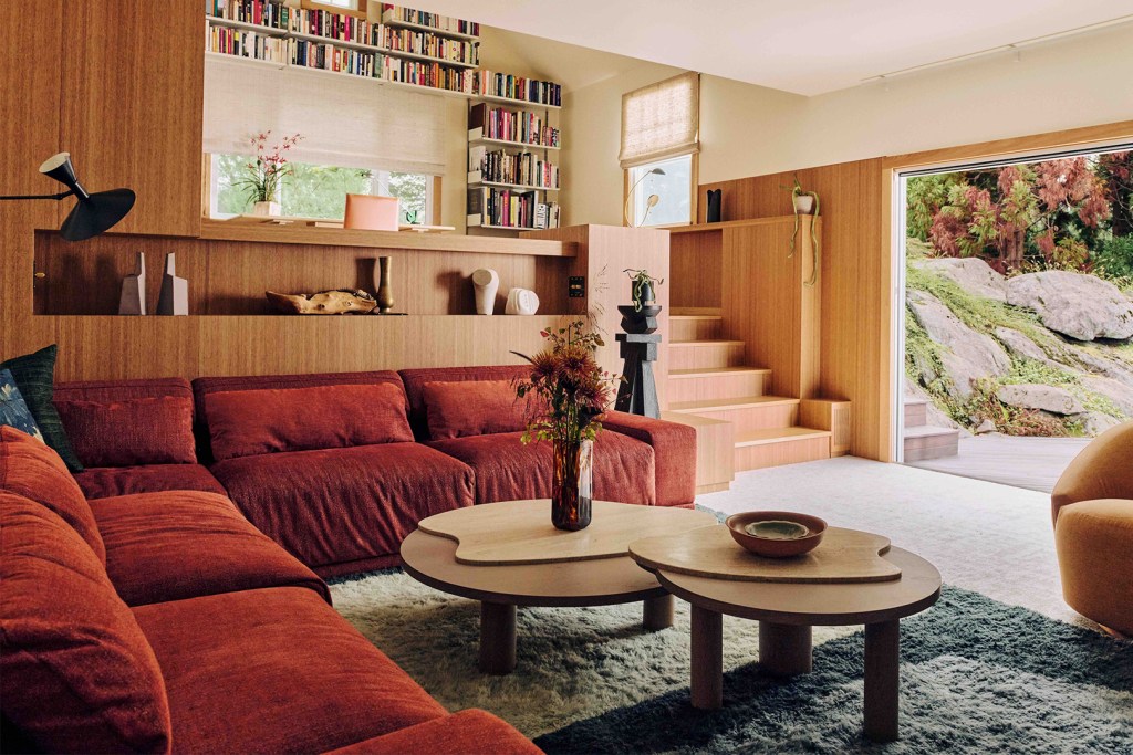 Flipping the Stairs in This Sunken Den Changed the Whole Vibe