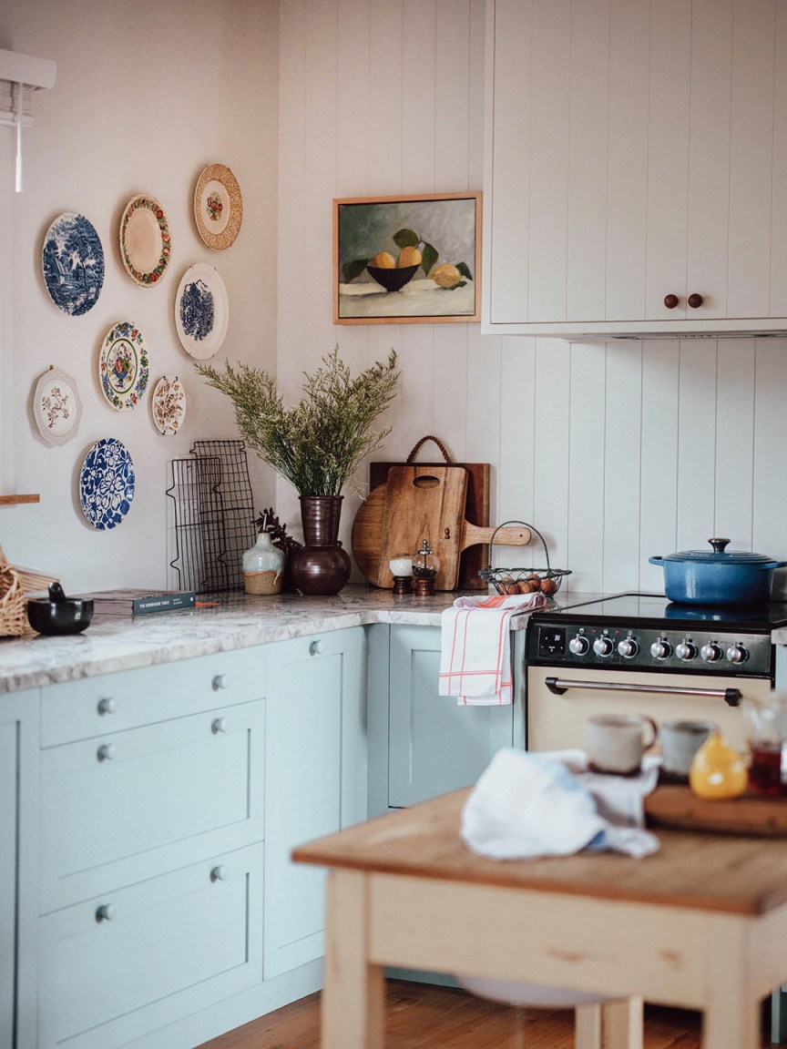 How to Create a Plate Wall That's Unfussy and Beginner-Friendly