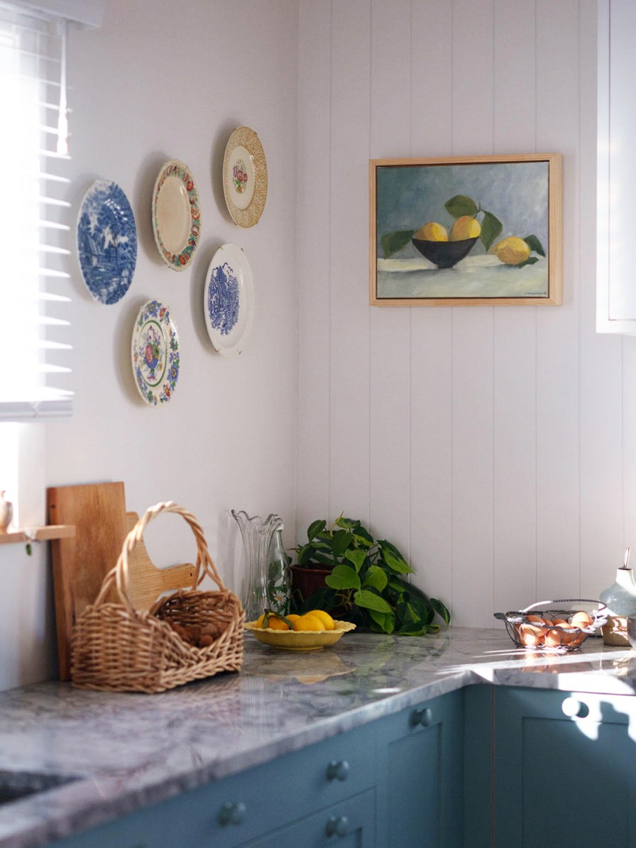 How to Create a Plate Wall That's Unfussy and Beginner-Friendly